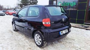 Black Volkswagen Fox 2010 in Riga, with an engine capacity of 1.20 L and mileage of 177 thousand km for 1600 €, photo 4 on AUTOMOTO.COM.LV