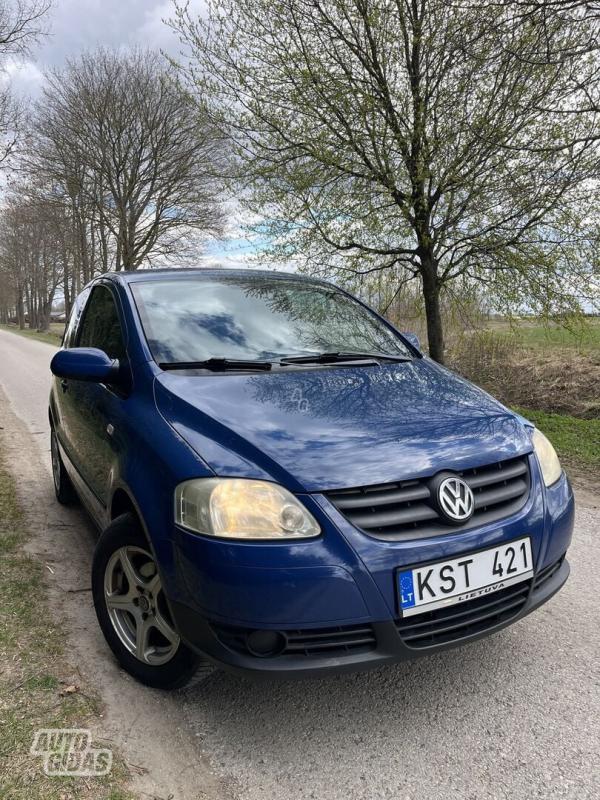 Blue Volkswagen Fox 2005 in Marijampole, with an engine capacity of 1.40 L and mileage of 277 thousand km for 1200 €, photo 1 on AUTOMOTO.COM.LV
