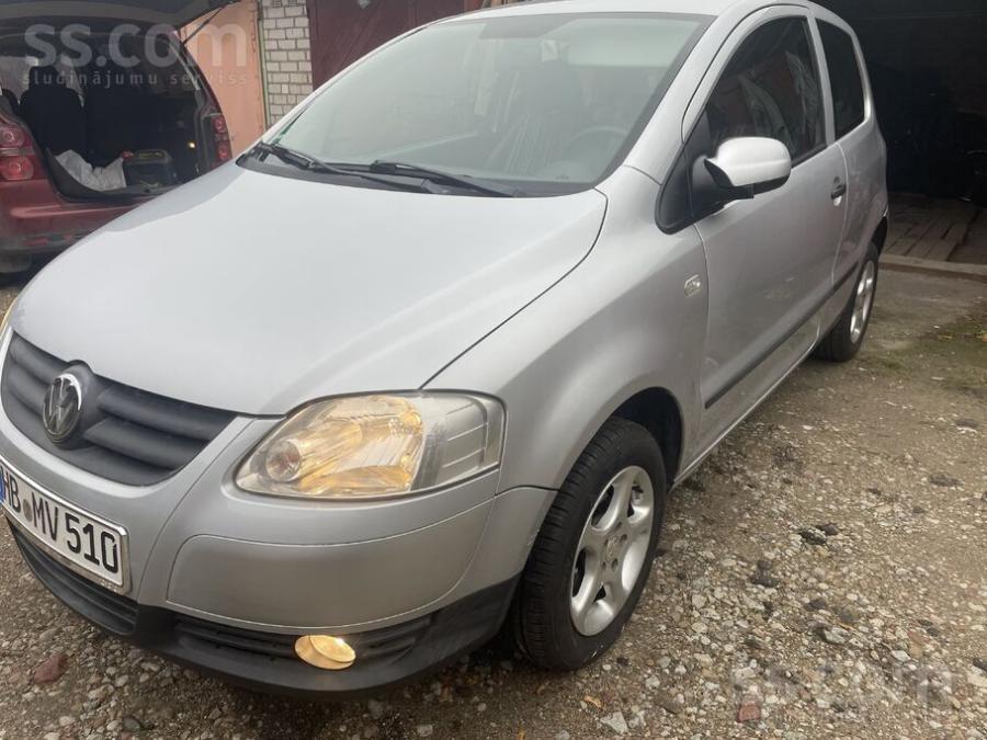 Volkswagen Fox 2007 in Liepaja, with an engine capacity of 1.20 L and mileage of 140 thousand km for 1850 €, photo 3 on AUTOMOTO.COM.LV