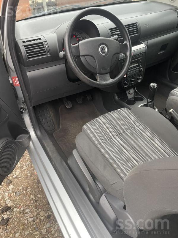 Volkswagen Fox 2007 Liepāja, ar dzinēja tilpumu 1.20 L un nobraukumu 140 tūkst. km par 1850 €, foto 4 vietnē AUTOMOTO.COM.LV