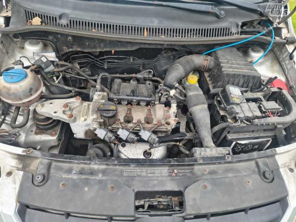 Volkswagen Fox 2008 Marijampole, ar dzinēja tilpumu 1.40 L un nobraukumu 169 tūkst. km par 900 €, foto 7 vietnē AUTOMOTO.COM.LV