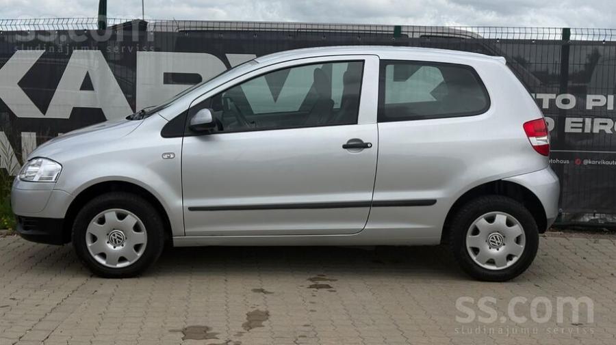 Pelēks Volkswagen Fox 2006 Liepāja, ar dzinēja tilpumu 1.20 L un nobraukumu 99 tūkst. km par 2250 €, foto 8 vietnē AUTOMOTO.COM.LV