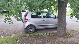 Pelēks Volkswagen Fox 2006 Rīga, ar dzinēja tilpumu 1.20 L un nobraukumu 230 tūkst. km par 1250 €, foto 5 vietnē AUTOMOTO.COM.LV