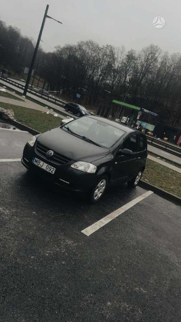Grey Volkswagen Fox 2007 in Kaunas, with an engine capacity of 1.39 L and mileage of 169 thousand km for 800 €, photo 1 on AUTOMOTO.COM.LV