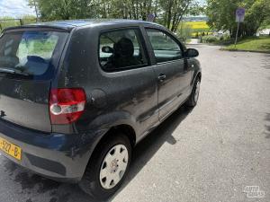 Volkswagen Fox 2005 in Raseiniai, with an engine capacity of 1.40 L and mileage of 222 thousand km for 999 €, photo 4 on AUTOMOTO.COM.LV