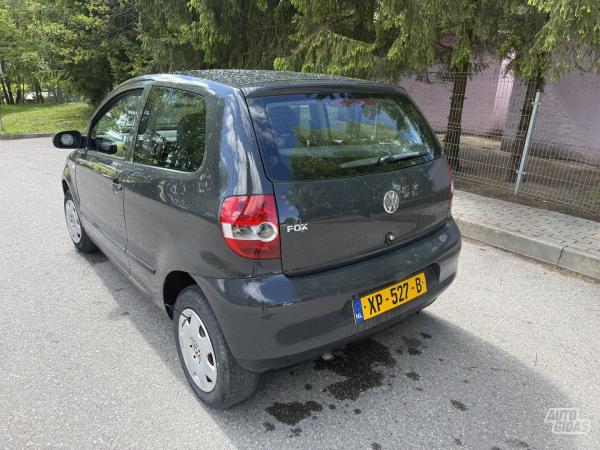 Volkswagen Fox 2005 in Raseiniai, with an engine capacity of 1.40 L and mileage of 222 thousand km for 999 €, photo 5 on AUTOMOTO.COM.LV