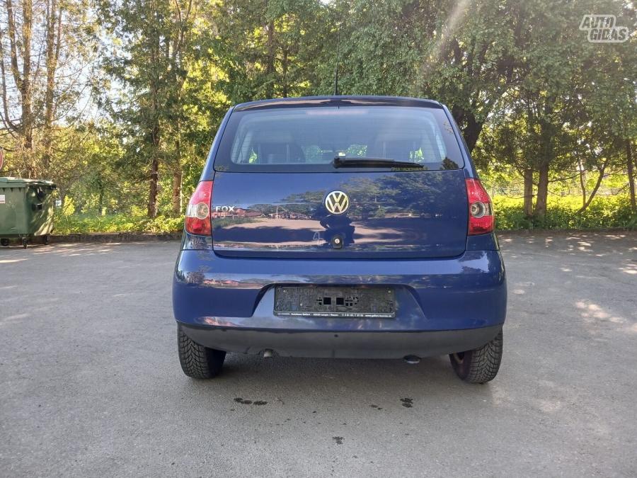 Volkswagen Fox 2009 in Kelme, with an engine capacity of 1.20 L and mileage of 133 thousand km for 1450 €, photo 9 on AUTOMOTO.COM.LV