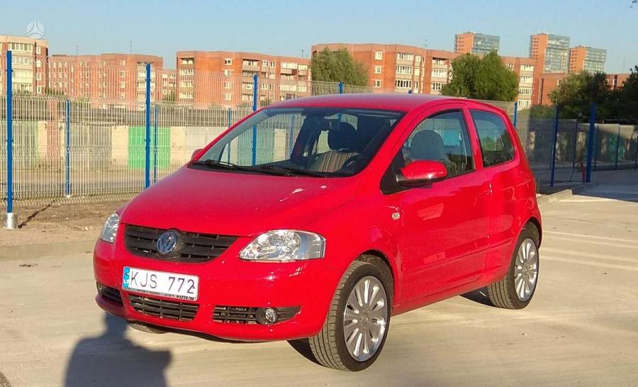 Red Volkswagen Fox 2007 in Klaipeda, with an engine capacity of 1.39 L and mileage of 170 thousand km for 1100 €, photo 1 on AUTOMOTO.COM.LV