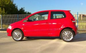 Red Volkswagen Fox 2007 in Klaipeda, with an engine capacity of 1.39 L and mileage of 170 thousand km for 1100 €, photo 3 on AUTOMOTO.COM.LV