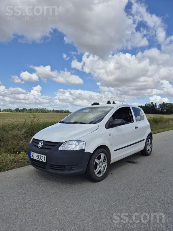Balts Volkswagen Fox 2009 Bauska, ar dzinēja tilpumu 1.40 L un nobraukumu 266 tūkst. km par 500 €, foto 1 vietnē AUTOMOTO.COM.LV