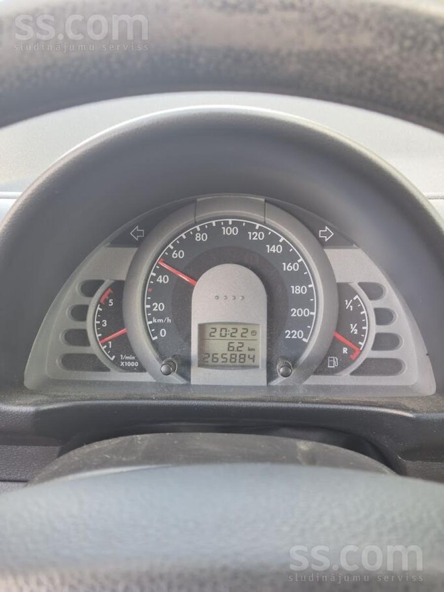 Balts Volkswagen Fox 2009 Bauska, ar dzinēja tilpumu 1.40 L un nobraukumu 266 tūkst. km par 500 €, foto 4 vietnē AUTOMOTO.COM.LV