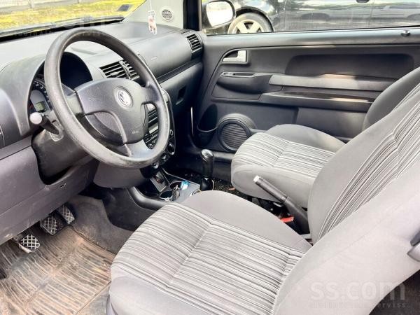 Balts Volkswagen Fox 2010 Jelgava, ar dzinēja tilpumu 1.40 L un nobraukumu 168 tūkst. km par 1200 €, foto 3 vietnē AUTOMOTO.COM.LV