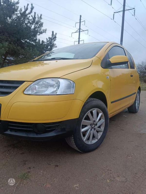 Dzeltens Volkswagen Fox 2005 Viļņa, ar dzinēja tilpumu 1.20 L un nobraukumu 240 tūkst. km par 1100 €, foto 9 vietnē AUTOMOTO.COM.LV