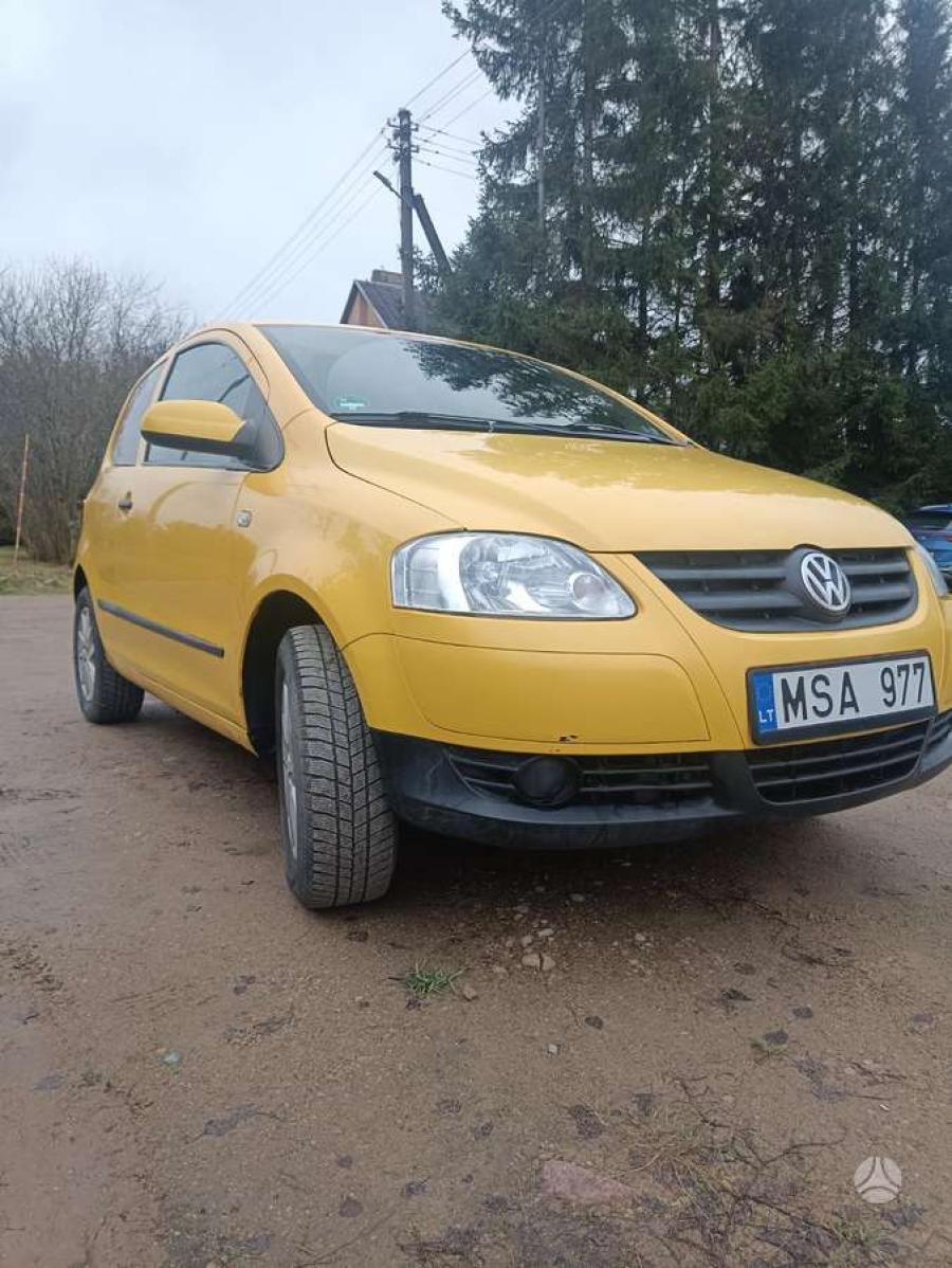 Dzeltens Volkswagen Fox 2005 Viļņa, ar dzinēja tilpumu 1.20 L un nobraukumu 240 tūkst. km par 1100 €, foto 10 vietnē AUTOMOTO.COM.LV