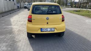 Dzeltens Volkswagen Fox 2005 Viļņa, ar dzinēja tilpumu 1.40 L un nobraukumu 252 tūkst. km par 1850 €, foto 4 vietnē AUTOMOTO.COM.LV