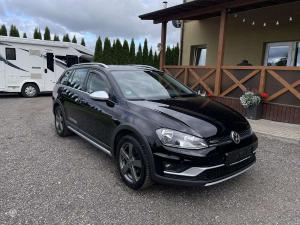 Melns Volkswagen Golf Alltrack 2016 Kuršėnai, ar dzinēja tilpumu 1.60 L un nobraukumu 240 tūkst. km par 8600 €, foto  vietnē AUTOMOTO.COM.LV