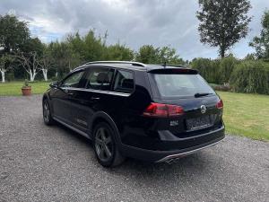 Black Volkswagen Golf Alltrack 2016 in Kursenai, with an engine capacity of 1.60 L and mileage of 240 thousand km for 8600 €, photo 6 on AUTOMOTO.COM.LV