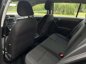 Black Volkswagen Golf Alltrack 2016 in Kursenai, with an engine capacity of 1.60 L and mileage of 240 thousand km for 8600 €, photo 22 on AUTOMOTO.COM.LV