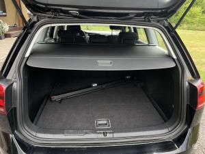 Black Volkswagen Golf Alltrack 2016 in Kursenai, with an engine capacity of 1.60 L and mileage of 240 thousand km for 8600 €, photo 24 on AUTOMOTO.COM.LV