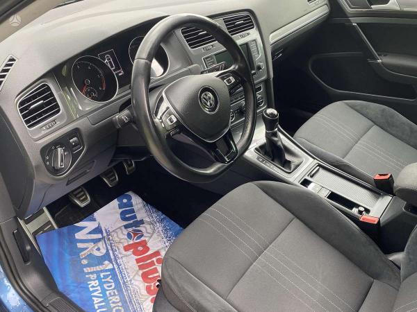 Blue Volkswagen Golf Alltrack 2015 in Vilnius, with an engine capacity of 1.97 L and mileage of 201 thousand km for 9200 €, photo 8 on AUTOMOTO.COM.LV