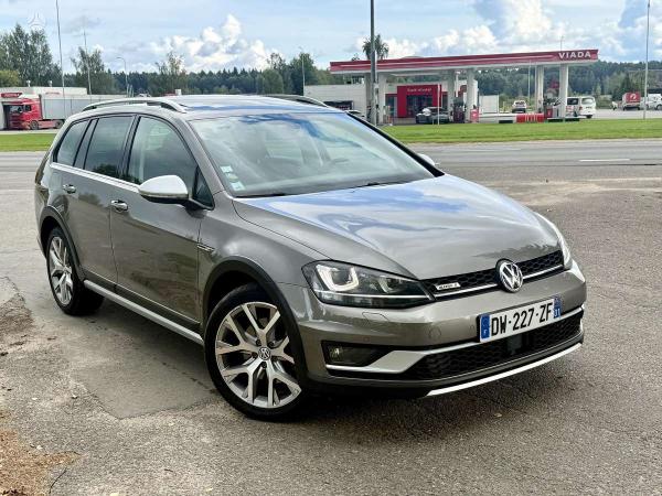 Pelēks Volkswagen Golf Alltrack 2015 Tauragė, ar dzinēja tilpumu 1.97 L un nobraukumu 302 tūkst. km par 7200 €, foto 6 vietnē AUTOMOTO.COM.LV