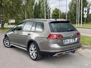 Pelēks Volkswagen Golf Alltrack 2015 Tauragė, ar dzinēja tilpumu 1.97 L un nobraukumu 302 tūkst. km par 7200 €, foto 9 vietnē AUTOMOTO.COM.LV