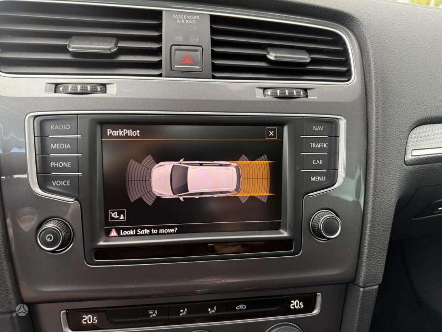 Pelēks Volkswagen Golf Alltrack 2015 Tauragė, ar dzinēja tilpumu 1.97 L un nobraukumu 302 tūkst. km par 7200 €, foto 24 vietnē AUTOMOTO.COM.LV