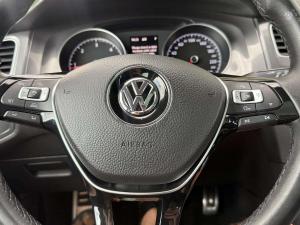 Pelēks Volkswagen Golf Alltrack 2015 Tauragė, ar dzinēja tilpumu 1.97 L un nobraukumu 302 tūkst. km par 7200 €, foto 26 vietnē AUTOMOTO.COM.LV