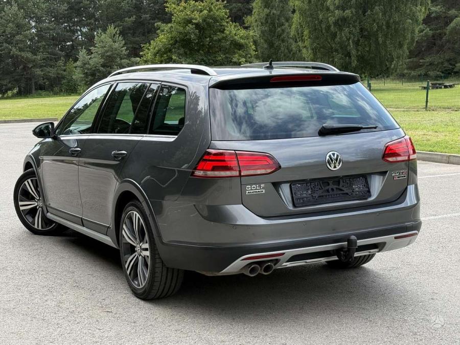 Pelēks Volkswagen Golf Alltrack 2017 Prienai, ar dzinēja tilpumu 1.97 L un nobraukumu 283 tūkst. km par 8950 €, foto 15 vietnē AUTOMOTO.COM.LV
