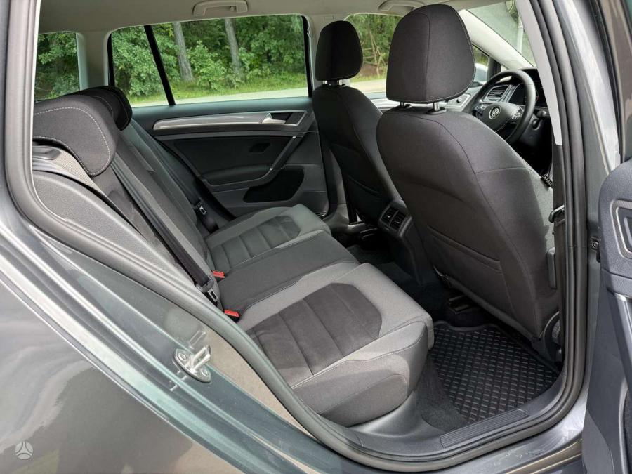 Pelēks Volkswagen Golf Alltrack 2017 Prienai, ar dzinēja tilpumu 1.97 L un nobraukumu 283 tūkst. km par 8950 €, foto 31 vietnē AUTOMOTO.COM.LV