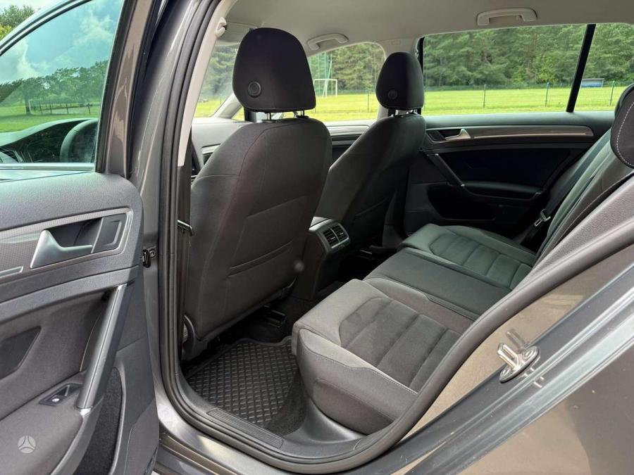 Pelēks Volkswagen Golf Alltrack 2017 Prienai, ar dzinēja tilpumu 1.97 L un nobraukumu 283 tūkst. km par 8950 €, foto 32 vietnē AUTOMOTO.COM.LV