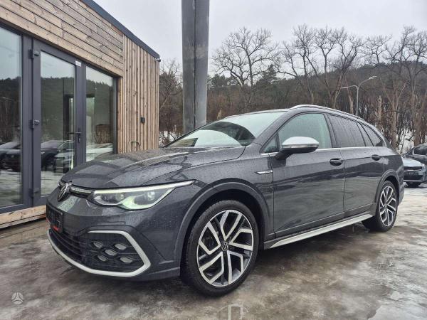 Pelēks Volkswagen Golf Alltrack 2022 Viļņa, ar dzinēja tilpumu 1.97 L un nobraukumu 181 tūkst. km par 17400 €, foto 1 vietnē AUTOMOTO.COM.LV