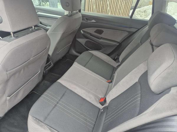 Pelēks Volkswagen Golf Alltrack 2022 Viļņa, ar dzinēja tilpumu 1.97 L un nobraukumu 181 tūkst. km par 17400 €, foto 11 vietnē AUTOMOTO.COM.LV