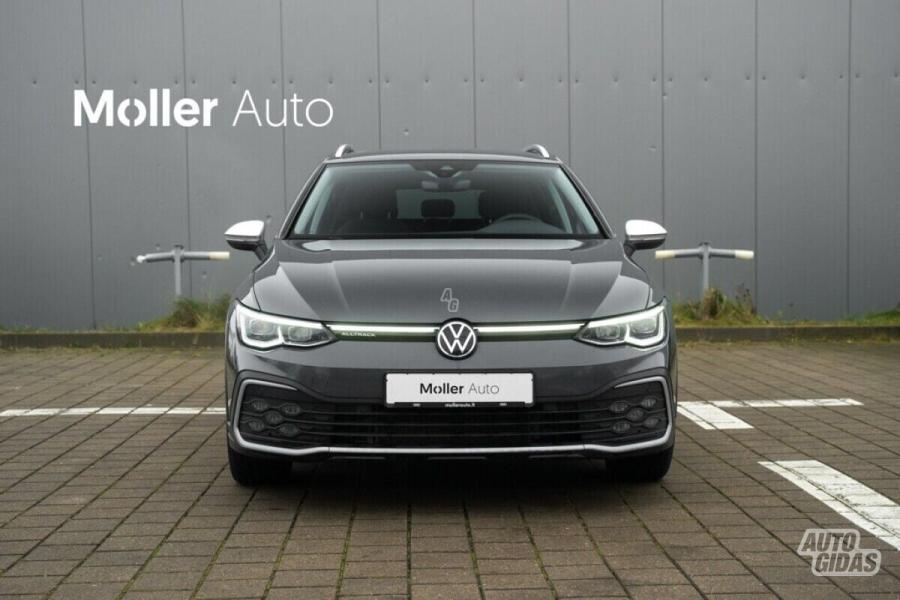 Pelēks Volkswagen Golf Alltrack 2022 Viļņa, ar dzinēja tilpumu 2.00 L un nobraukumu 157 tūkst. km par 19500 €, foto 3 vietnē AUTOMOTO.COM.LV