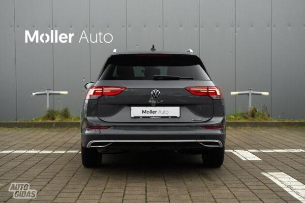 Pelēks Volkswagen Golf Alltrack 2022 Viļņa, ar dzinēja tilpumu 2.00 L un nobraukumu 157 tūkst. km par 19500 €, foto 5 vietnē AUTOMOTO.COM.LV