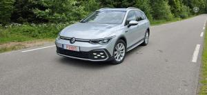 Grey Volkswagen Golf Alltrack 2022 in Vilnius, with an engine capacity of 2.00 L and mileage of 73 thousand km for 19500 €, photo  on AUTOMOTO.COM.LV