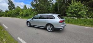Grey Volkswagen Golf Alltrack 2022 in Vilnius, with an engine capacity of 2.00 L and mileage of 73 thousand km for 19500 €, photo 5 on AUTOMOTO.COM.LV