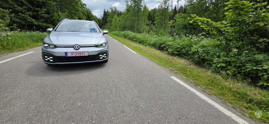Grey Volkswagen Golf Alltrack 2022 in Vilnius, with an engine capacity of 2.00 L and mileage of 73 thousand km for 19500 €, photo 9 on AUTOMOTO.COM.LV