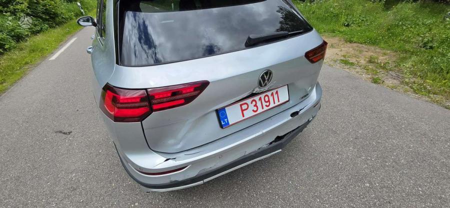 Grey Volkswagen Golf Alltrack 2022 in Vilnius, with an engine capacity of 2.00 L and mileage of 73 thousand km for 19500 €, photo 12 on AUTOMOTO.COM.LV