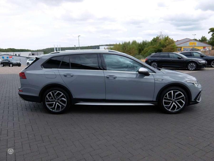 Серый Фольксваген Golf Alltrack 2022 в Утена, объемом двигателя 2.00 л и пробегом 213 тыс. км за 17600 €, фото 9 на AUTOMOTO.COM.LV