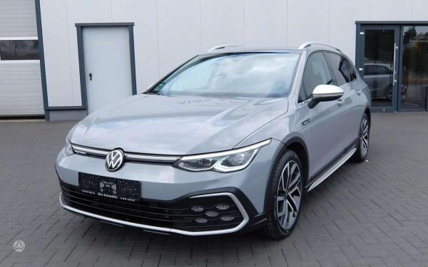 Volkswagen Golf Alltrack 2022 Utena vietnē Pelēks Volkswagen Golf Alltrack 2022 Utena, ar dzinēja tilpumu 2.00 L un nobraukumu 213 tūkst. km par 16300 €, foto 1 vietnē AUTOMOTO.COM.LV