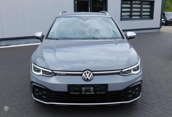 Volkswagen Golf Alltrack 2022 Utena vietnē Pelēks Volkswagen Golf Alltrack 2022 Utena, ar dzinēja tilpumu 2.00 L un nobraukumu 213 tūkst. km par 16300 €, foto 4 vietnē AUTOMOTO.COM.LV
