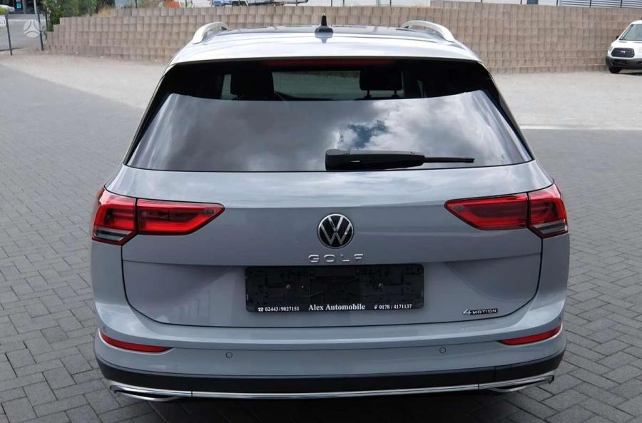 Grey Volkswagen Golf Alltrack 2022 in Utena, with an engine capacity of 2.00 L and mileage of 213 thousand km for 16300 €, photo 7 on AUTOMOTO.COM.LV