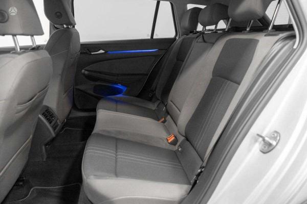 Pelēks Volkswagen Golf Alltrack 2023 Viļņa, ar dzinēja tilpumu 2.00 L un nobraukumu 160 tūkst. km par 21900 €, foto 6 vietnē AUTOMOTO.COM.LV