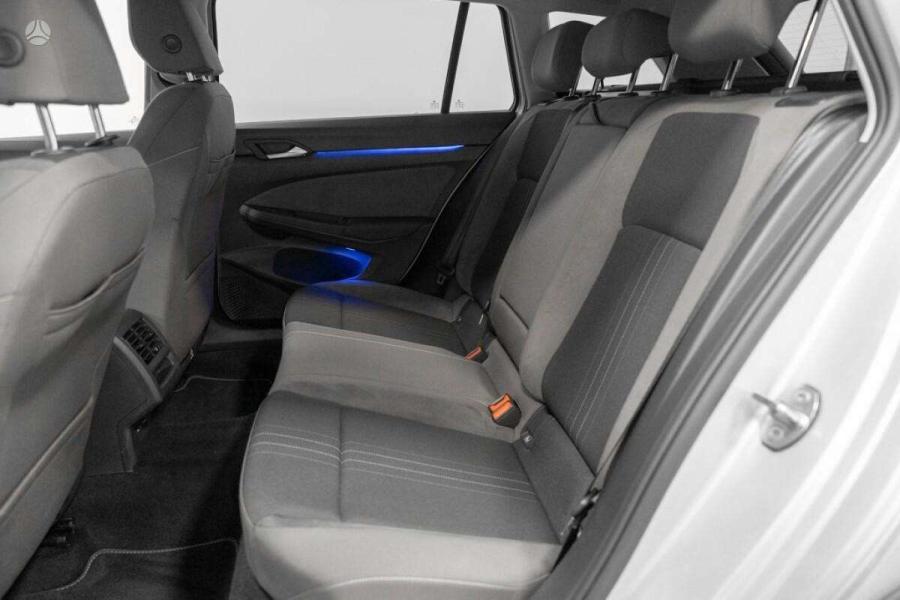 Pelēks Volkswagen Golf Alltrack 2023 Viļņa, ar dzinēja tilpumu 2.00 L un nobraukumu 160 tūkst. km par 21900 €, foto 7 vietnē AUTOMOTO.COM.LV