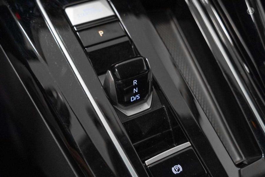 Pelēks Volkswagen Golf Alltrack 2023 Viļņa, ar dzinēja tilpumu 2.00 L un nobraukumu 160 tūkst. km par 21900 €, foto 23 vietnē AUTOMOTO.COM.LV