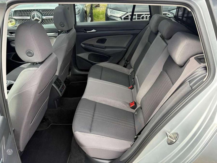 Grey Volkswagen Golf Alltrack 2023 in Vilnius, with an engine capacity of 2.00 L and mileage of 185 thousand km for 17900 €, photo 30 on AUTOMOTO.COM.LV