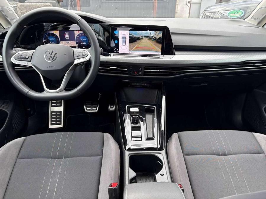 Grey Volkswagen Golf Alltrack 2023 in Vilnius, with an engine capacity of 2.00 L and mileage of 185 thousand km for 17900 €, photo 39 on AUTOMOTO.COM.LV