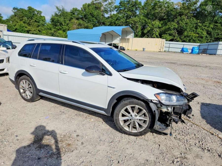 Balts Volkswagen Golf Alltrack 2018 Šauļi, ar dzinēja tilpumu 1.80 L un nobraukumu 128 tūkst. km par 5100 €, foto 5 vietnē AUTOMOTO.COM.LV