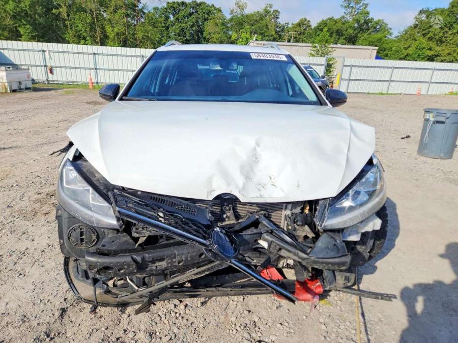 Balts Volkswagen Golf Alltrack 2018 Šauļi, ar dzinēja tilpumu 1.80 L un nobraukumu 128 tūkst. km par 5100 €, foto 6 vietnē AUTOMOTO.COM.LV